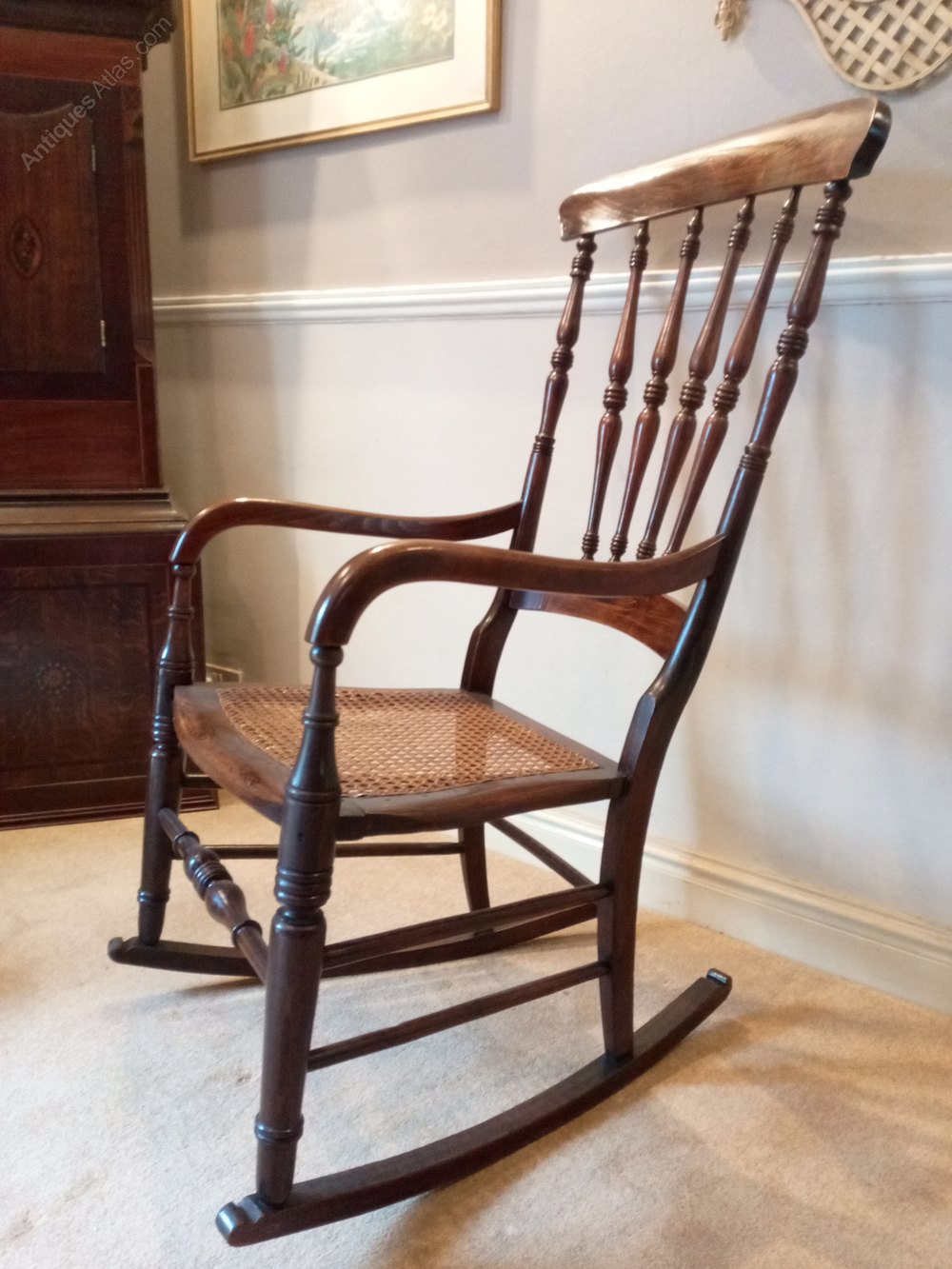 A Charming 19th Century Spindle Back Rocking Chair - Antiques Atlas
