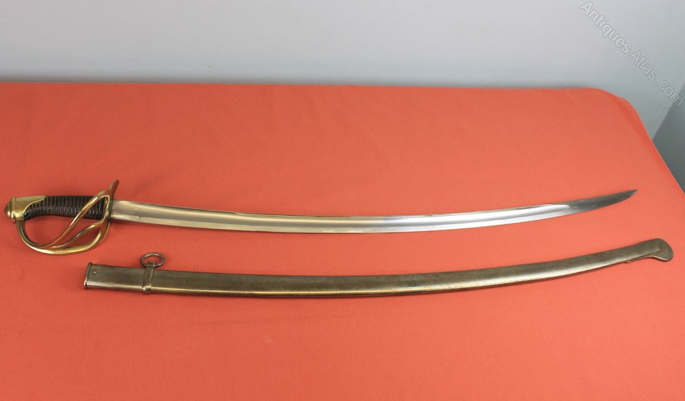 Antiques Atlas - Large French Heavy Cavalry Sabre In Scabbard