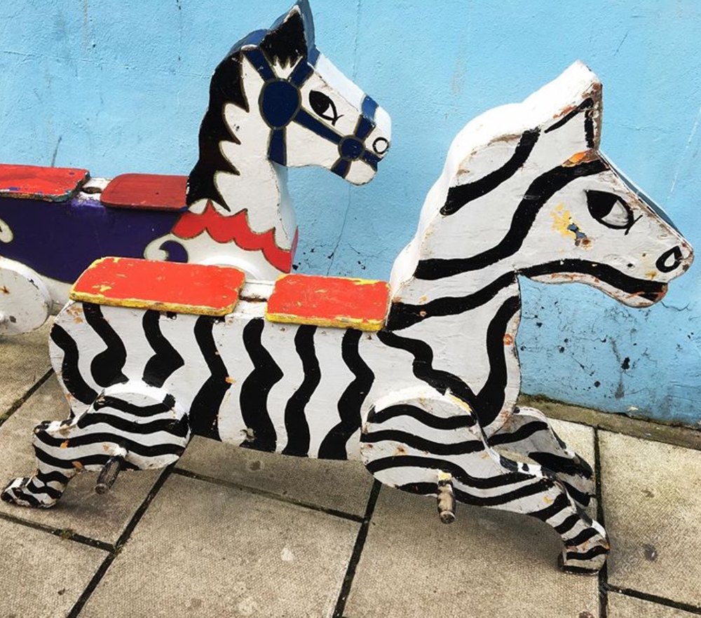 Vintage Fairground Rides. as881a105 - Antiques Atlas