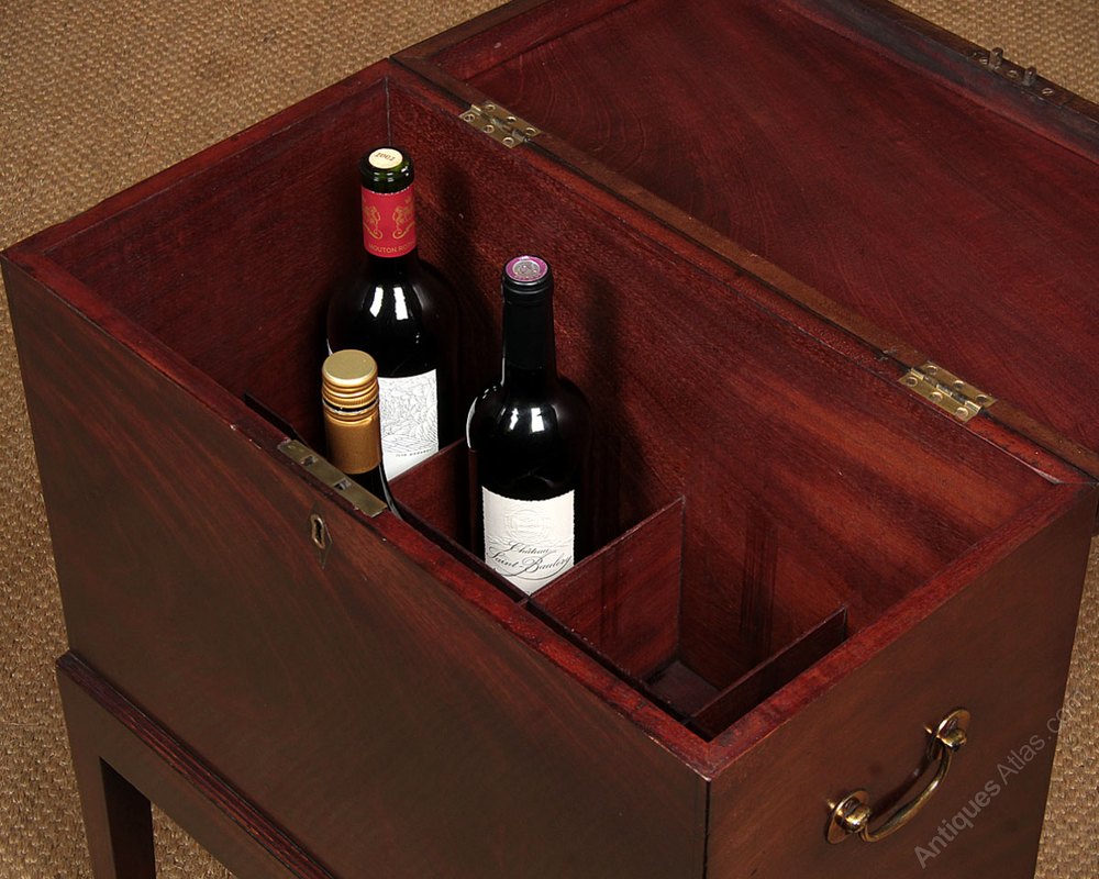 Georgian Mahogany Cellarette C.1800. - Antiques Atlas