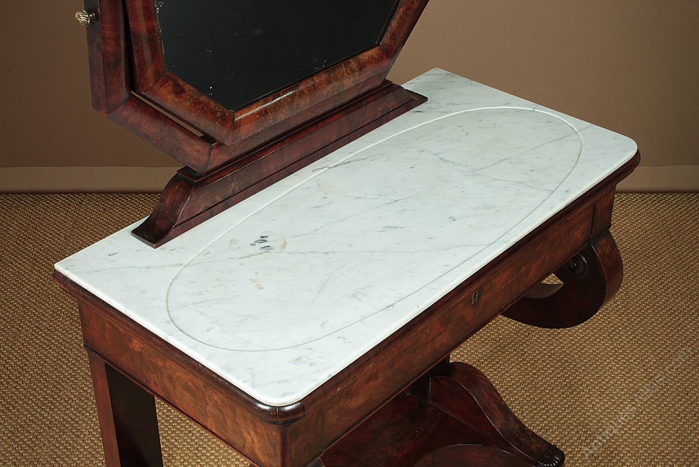 Regency Era Mahogany Dressing Table C.1820. - Antiques Atlas