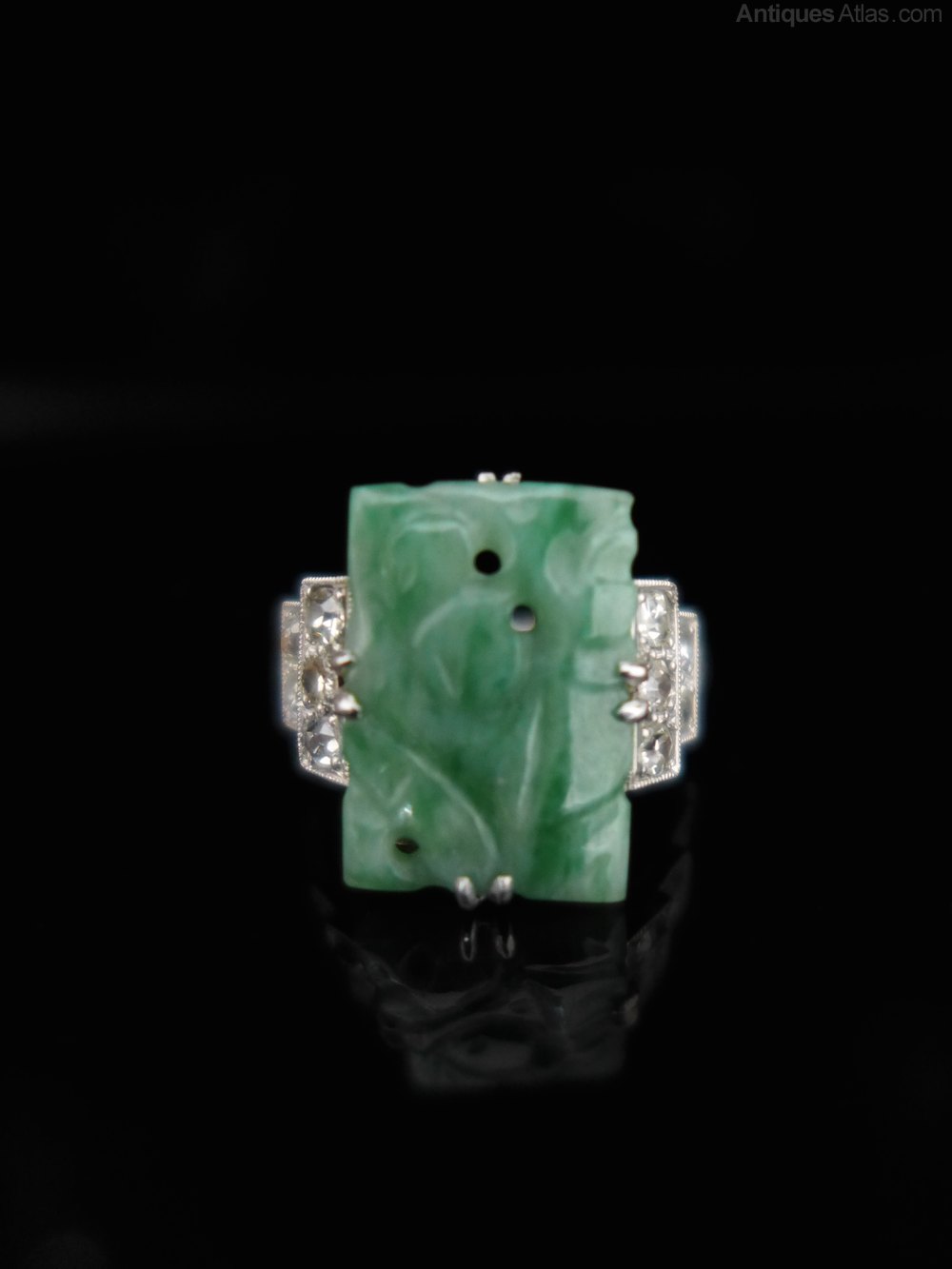 Antiques Atlas - Art Deco 1920 Platinum 18ct Jade And Diamond Ring