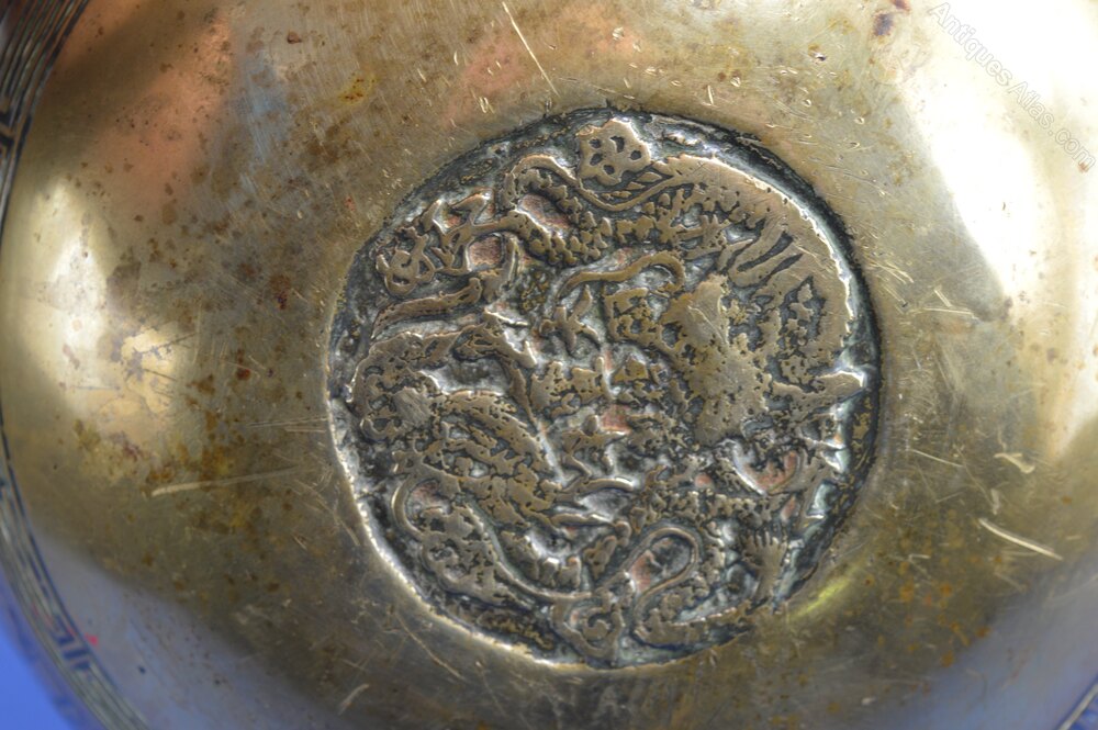 Antiques Atlas - Large (2kg) Chinese Bronze Bowl,c1910 as1056a614