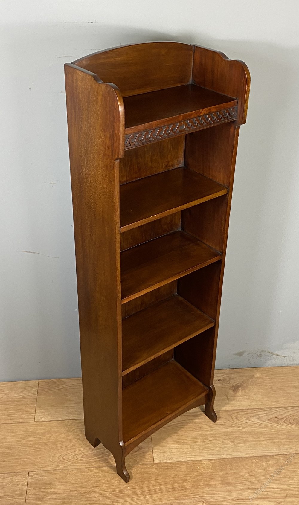 Small Open Mahogany Bookcase - Antiques Atlas