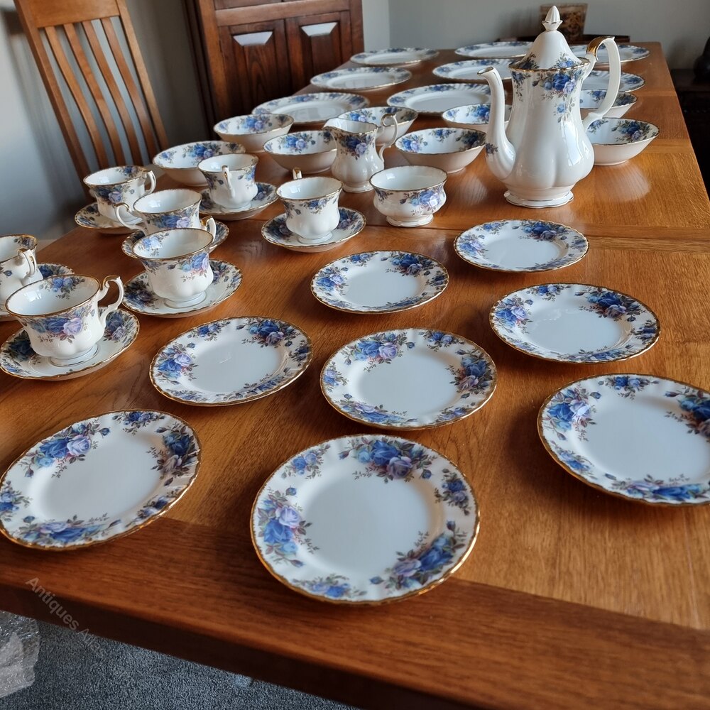 Antiques Atlas - Royal Albert Moonlight Rose 43pce Dinner & Tea Set ...