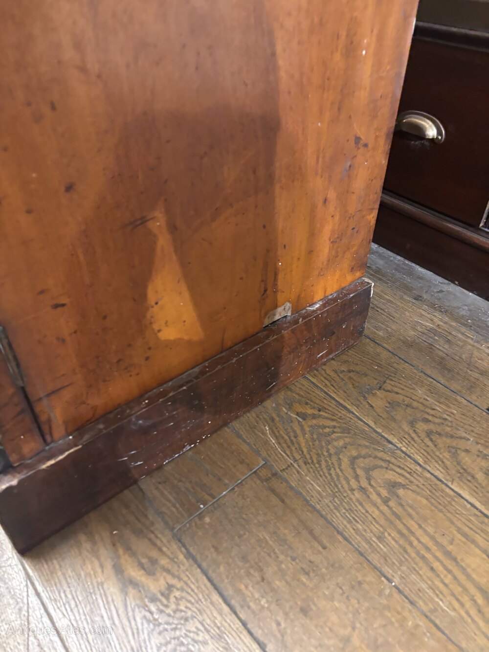 Antique Mahogany Linen Press Housekeeper's Cu as876a1311 - Antiques Atlas
