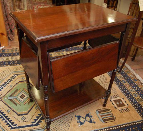 Unusual Edwardian Tea Table - Antiques Atlas