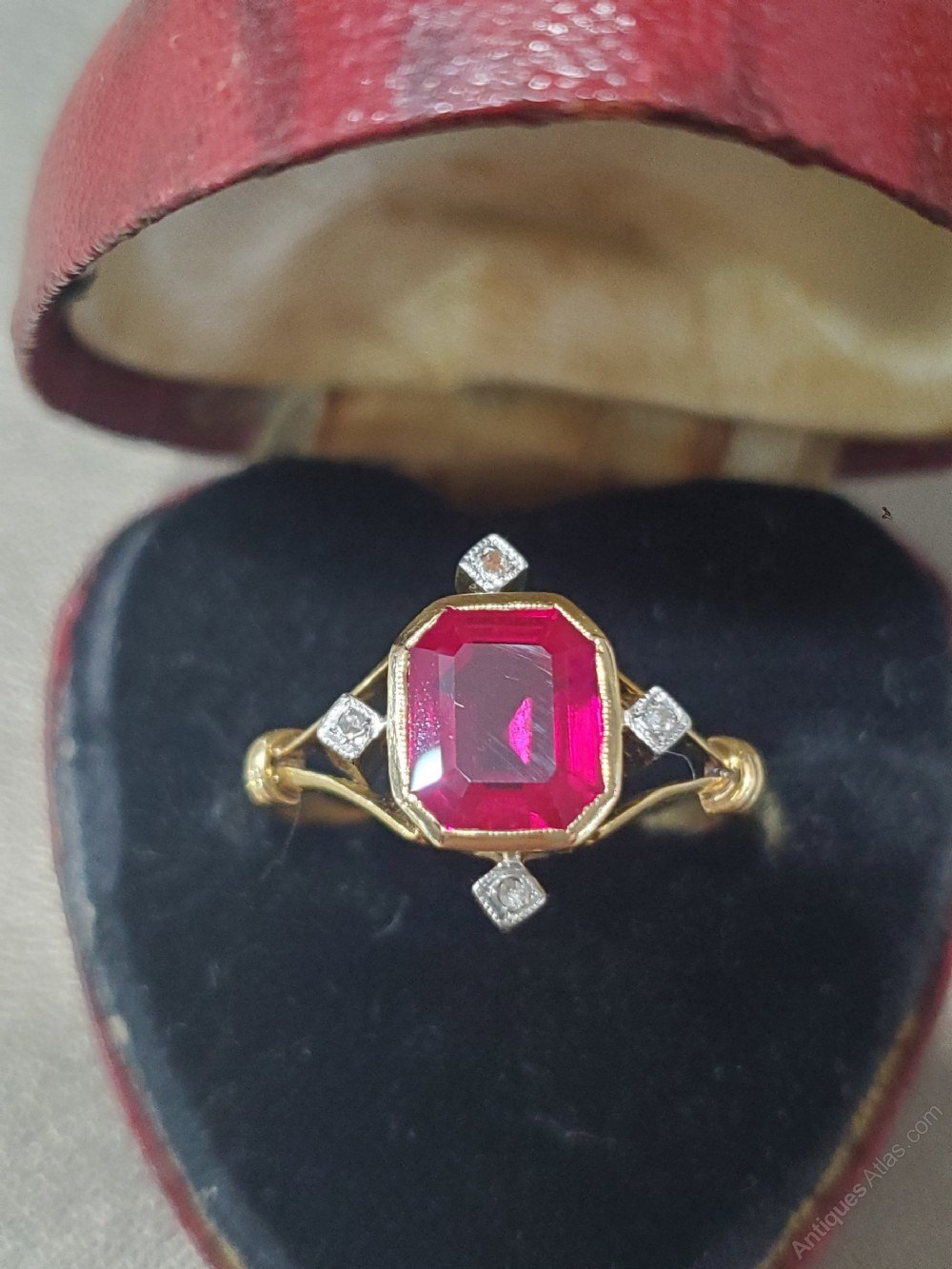Antiques Atlas - French Art Deco Ruby & Diamond 18ct Gold Ring Q1/2