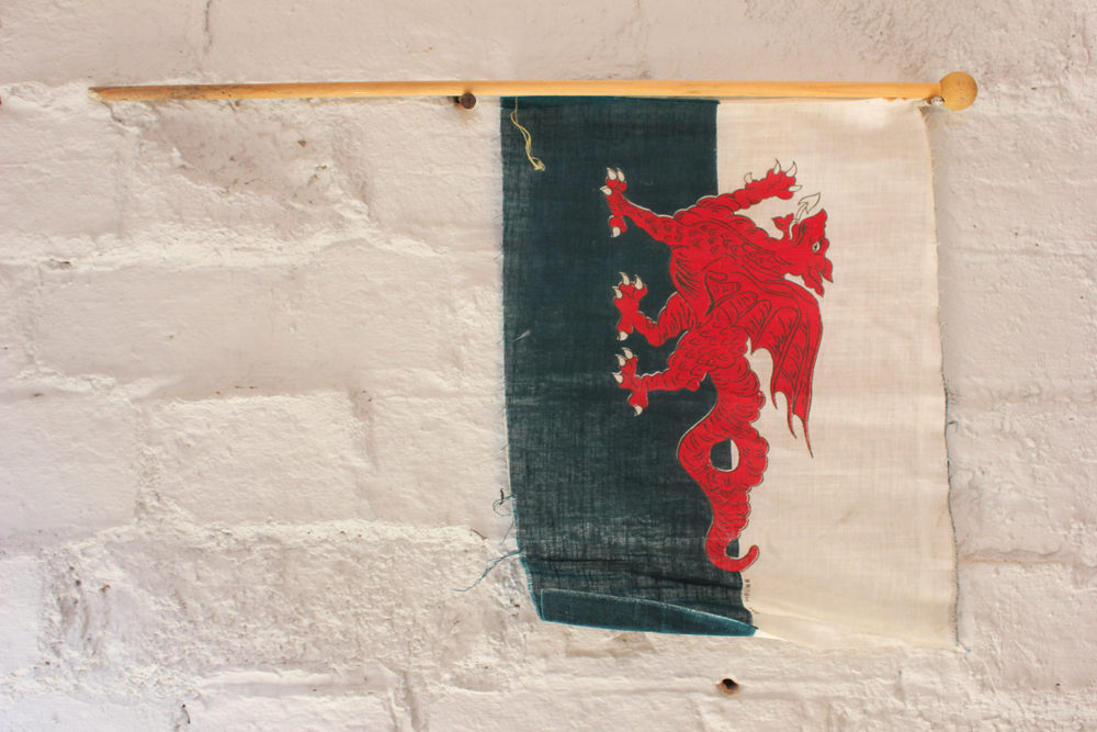 Antiques Atlas - A Small Vintage Welsh ‘Red Dragon’ Flag On Pole as155a644