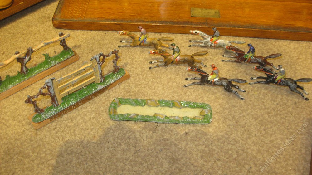 Antiques Atlas - A Splendid, Circa 1910, Oak Games Compendium