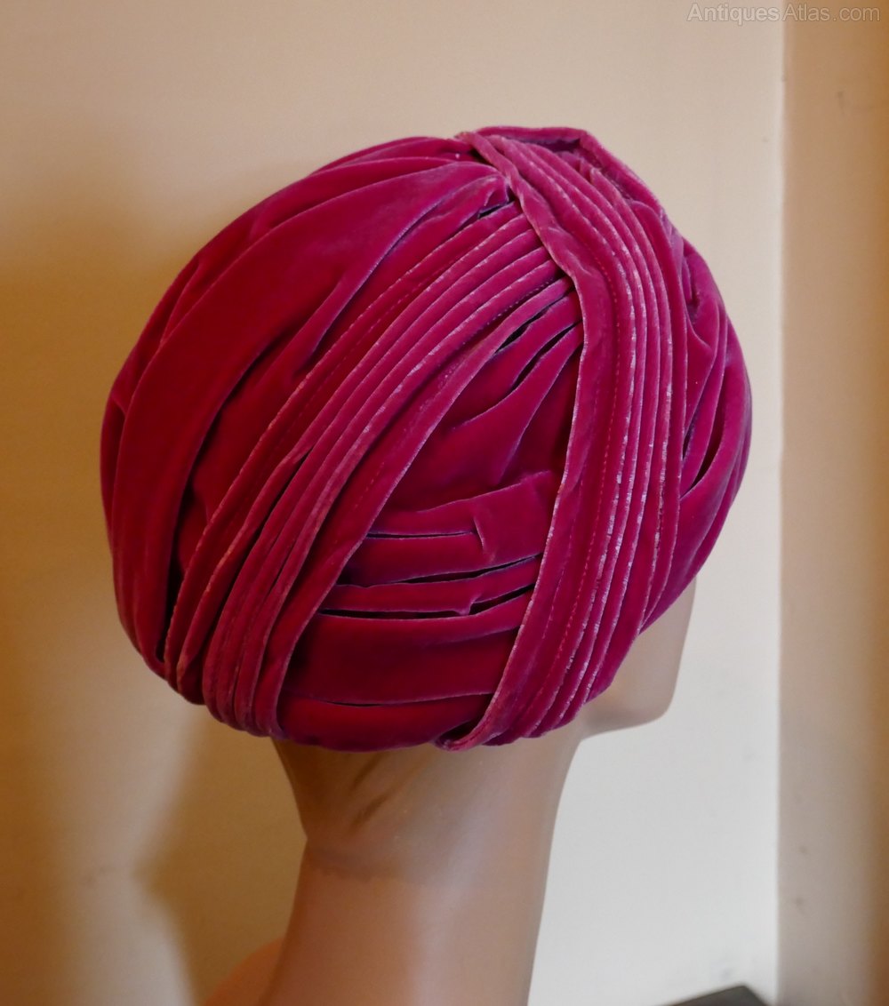 Antiques Atlas - 1960s Vintage Magenta Turban Pill Box Velvet Hat