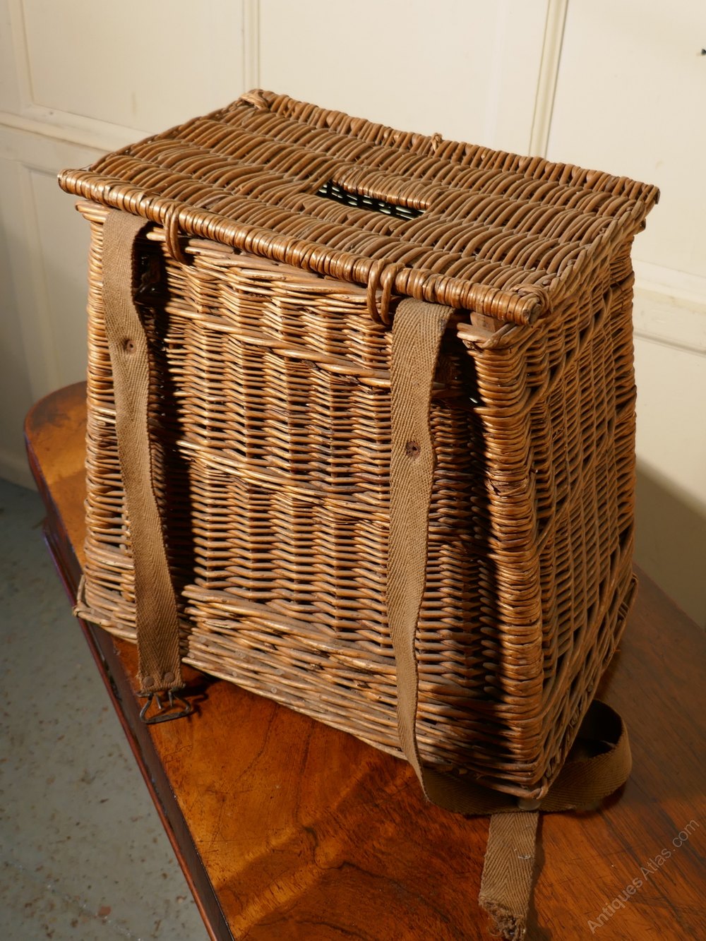 Antiques Atlas - A Vintage Victorian Wicker Fishing Creel
