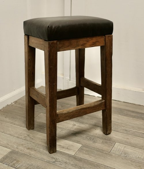 Arts And Crafts Golden Oak And Leather Stool as284a8776 / GF128 ...