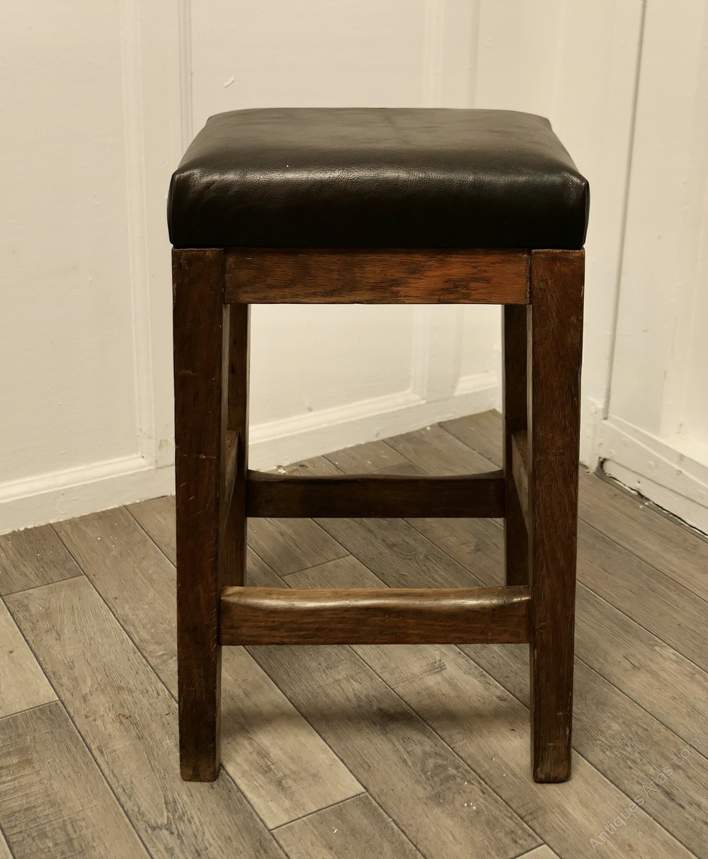 Arts And Crafts Golden Oak And Leather Stool - Antiques Atlas