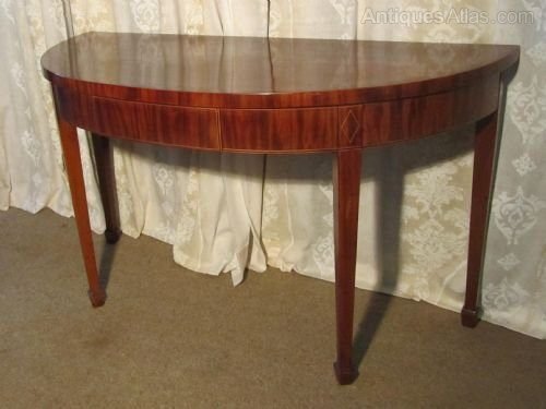 Elegant Victorian Mahogany Half Round Hall Table as284a3706 / JB1760 ...