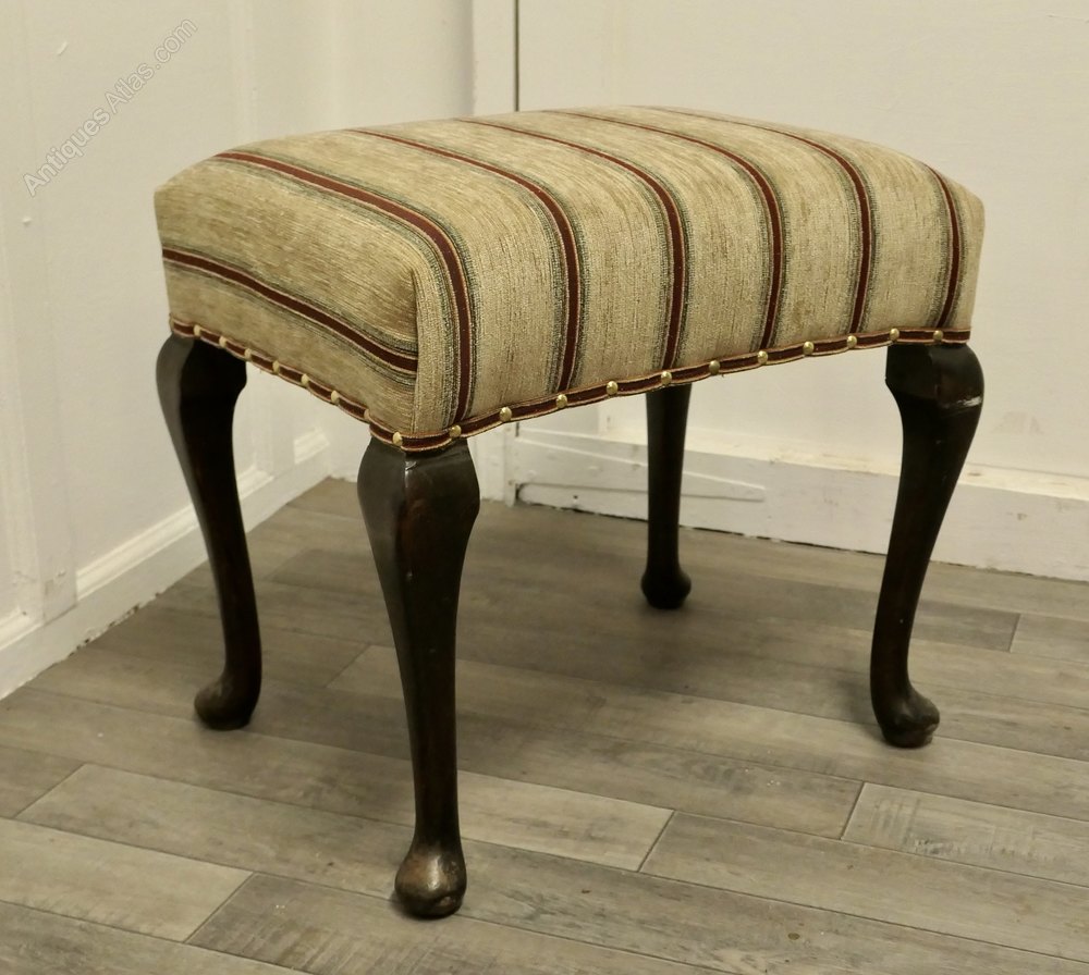Elegant Victorian Walnut Occasional Stool. - Antiques Atlas