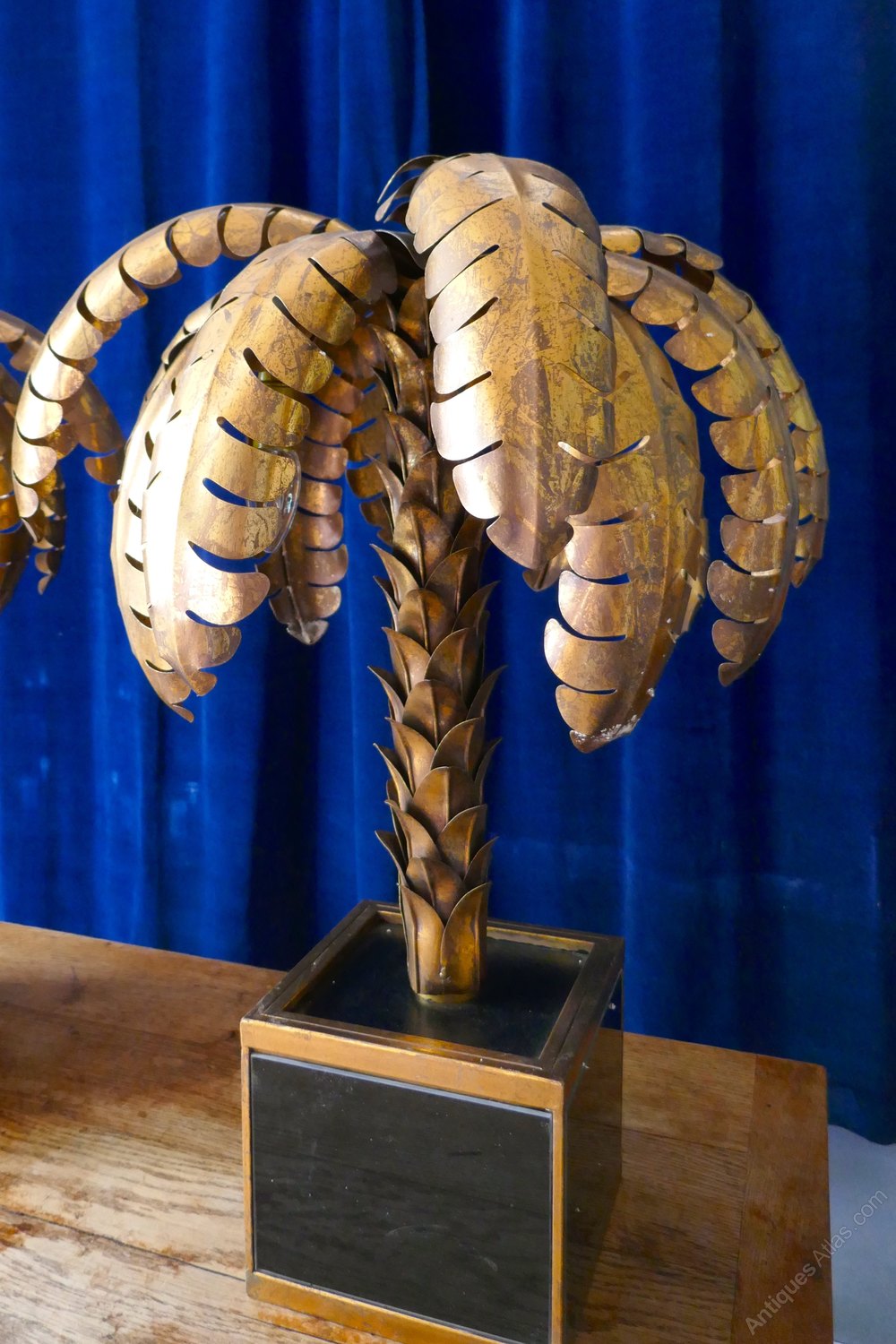 Antiques Atlas - French Palm Tree Tole Ware Table Lamps Maison J