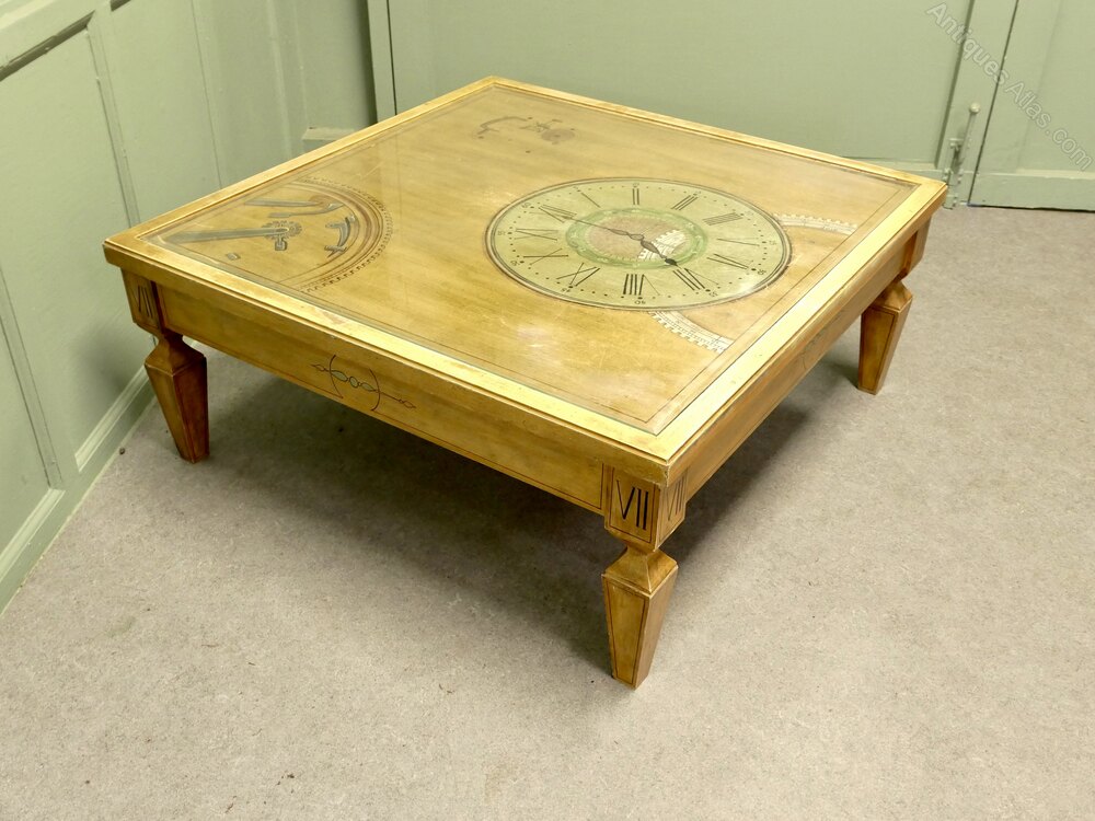 Quirky French 7 O’clock Style Coffee Table as284a12466 / DG54 ...