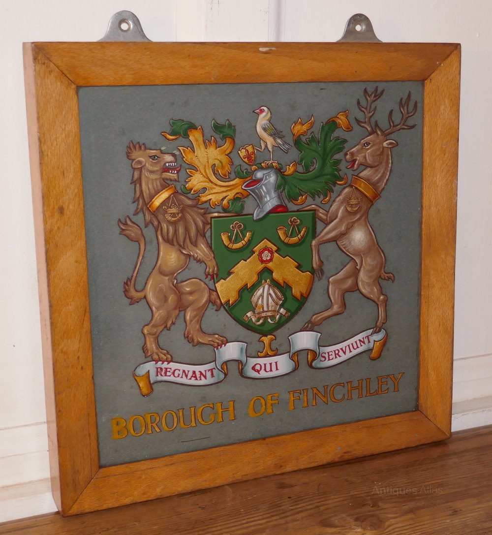 Antiques Atlas - Slate Heraldic Crest From Borough Of Finchley