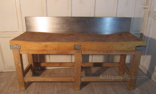 Vintage Butchers Chopping Block On Stand as284a2016 / DL326 - Antiques ...