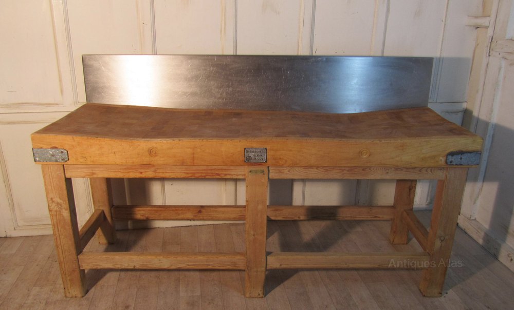 Vintage Butchers Chopping Block On Stand as284a2016 / DL326 - Antiques ...