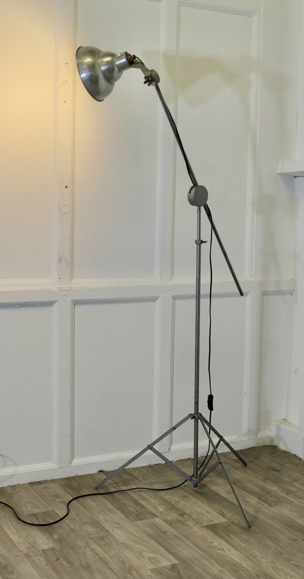 Antiques Atlas - Vintage Metal Telescopic Adjustable Floor Lamp ...