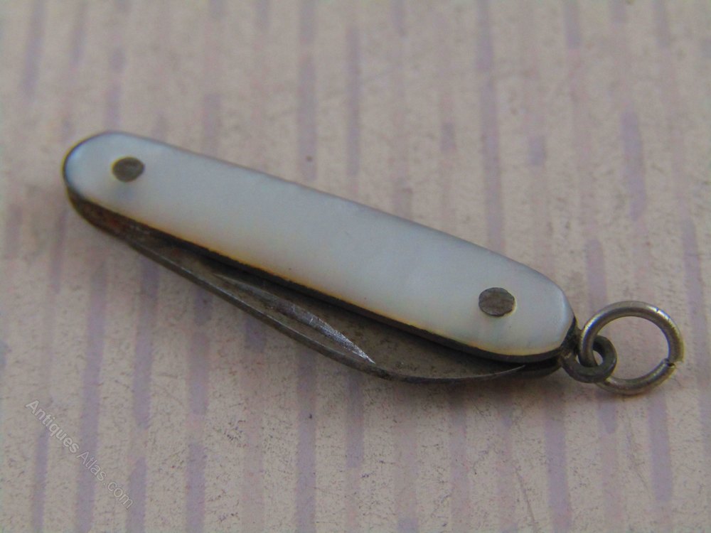 Antiques Atlas - Miniature Pocket Knife - Single Blade