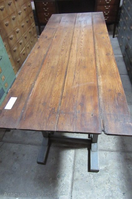 Antiques Atlas - Vintage Painted Pine Tressel Table