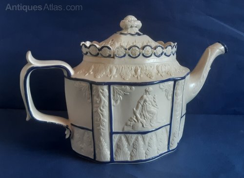 Antiques Atlas - Castleford Teapot 1795 To 1810.