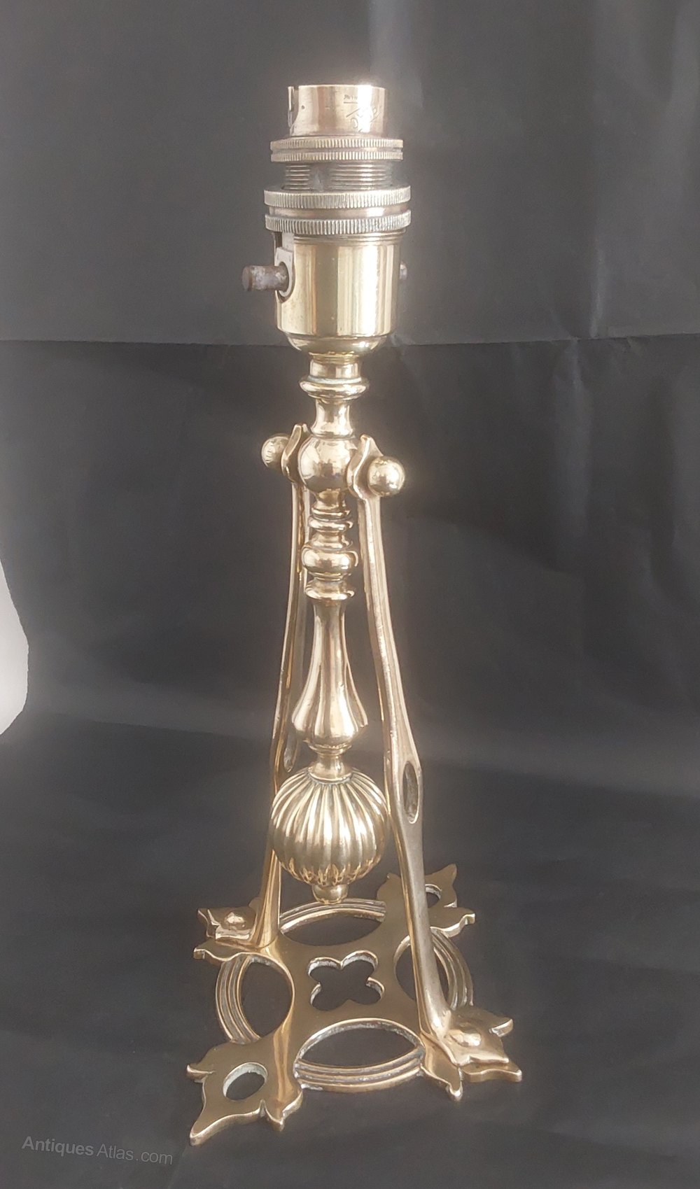Antiques Atlas - Arts And Crafts Gimbal Lamp. Circa 1900.