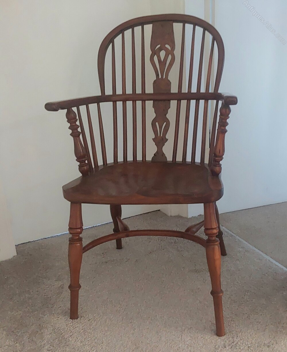 Pair Of Yew And Elm Low Back Windsor Chairs. as1007a884 - Antiques Atlas