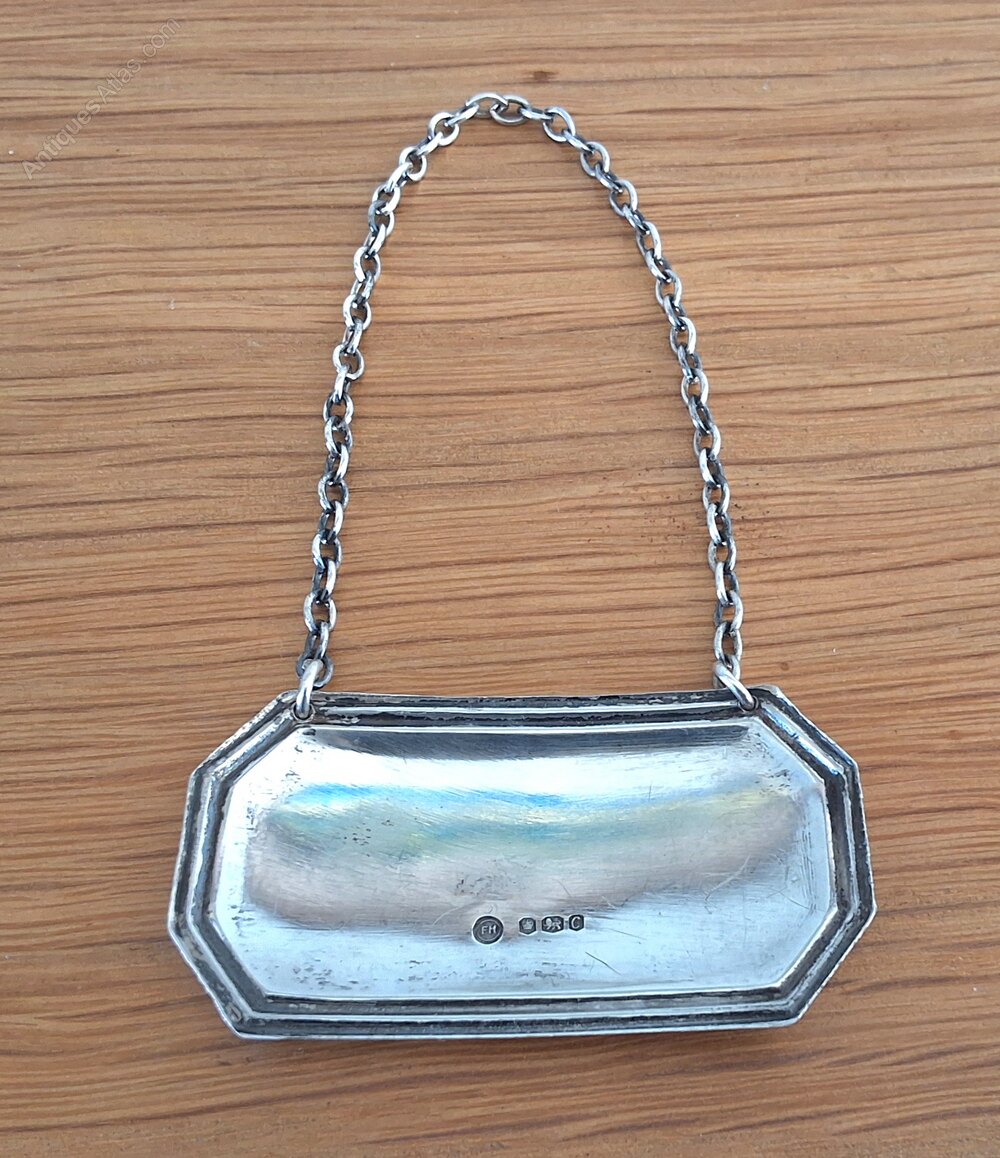 Antiques Atlas - Solid Silver Gin Label. Sheffield 1920. as1007a999