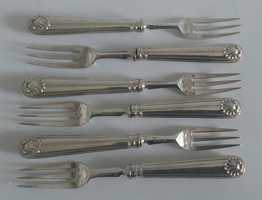 Antiques Atlas - Solid Silver Fish Knives And Forks. London 1879.