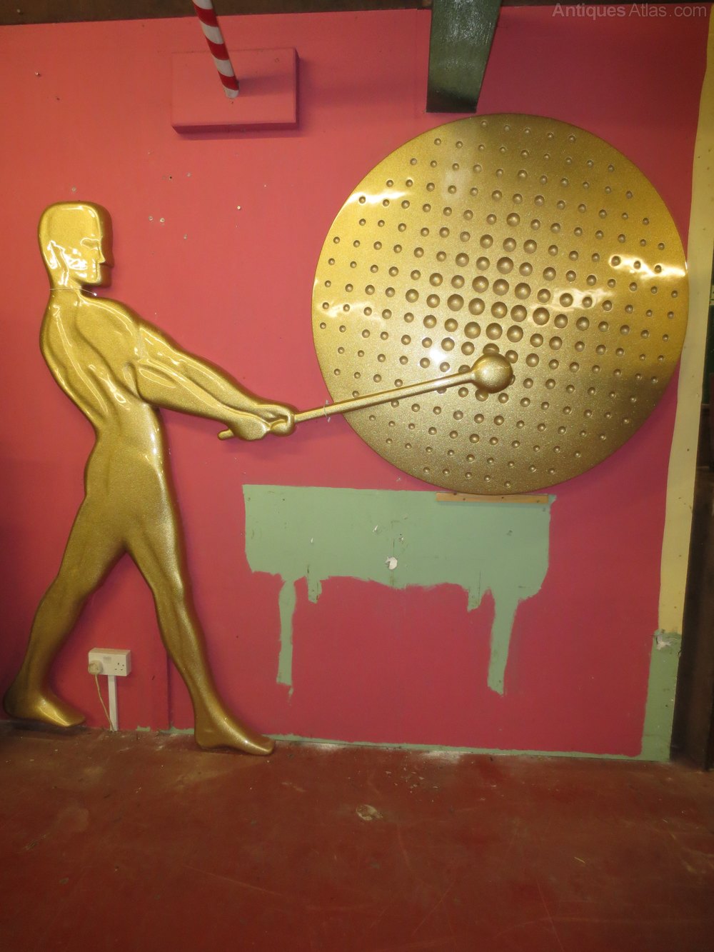 Antiques Atlas - Rank Organisation Gongman