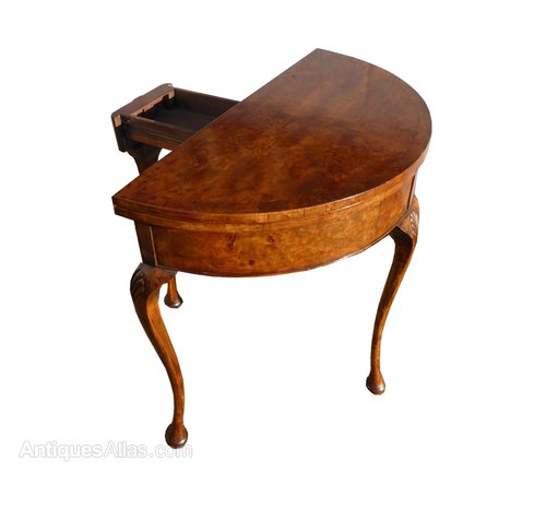 1920's Burr Walnut Card Table - Antiques Atlas