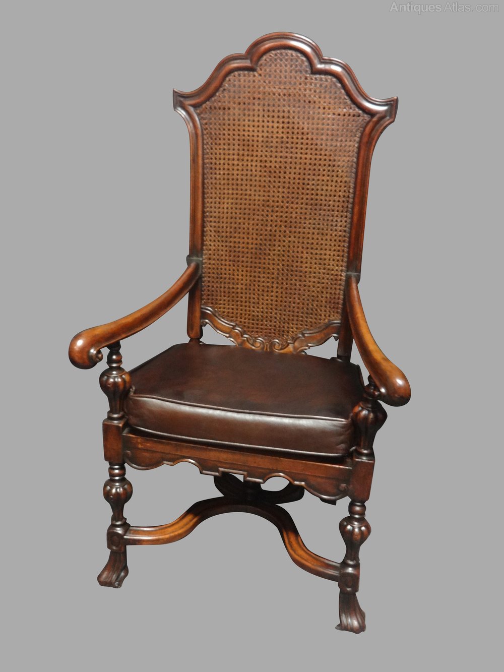 Very Good Quality Walnut Bergere Hall Chair - Antiques Atlas