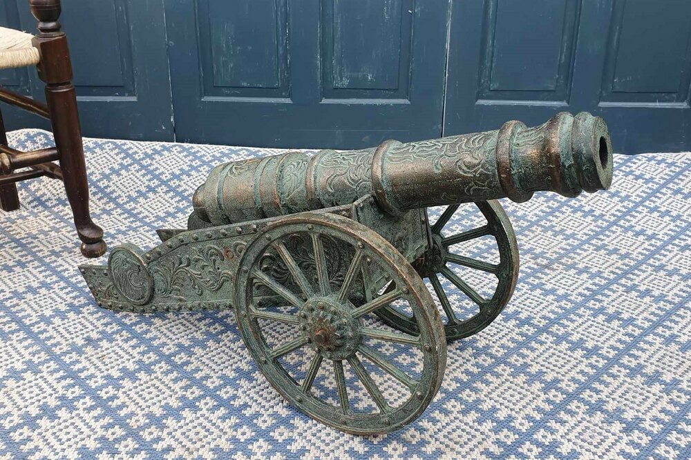 Antiques Atlas - Vintage Cast Iron "Bronzed" Replica Cannon as993a260