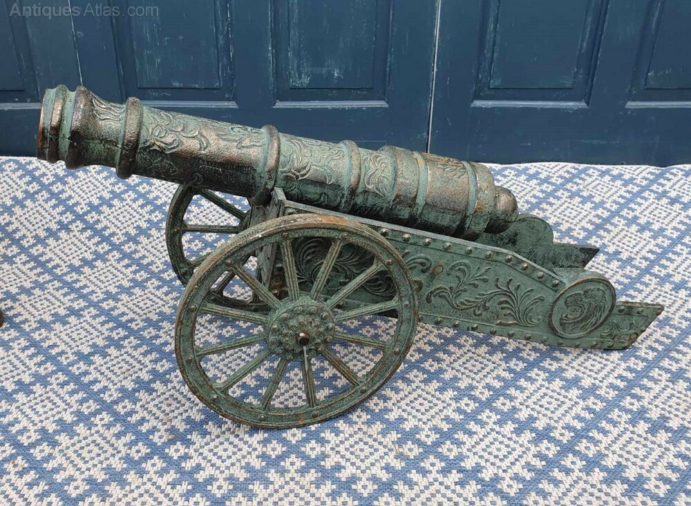 Antiques Atlas - Vintage Cast Iron "Bronzed" Replica Cannon as993a260