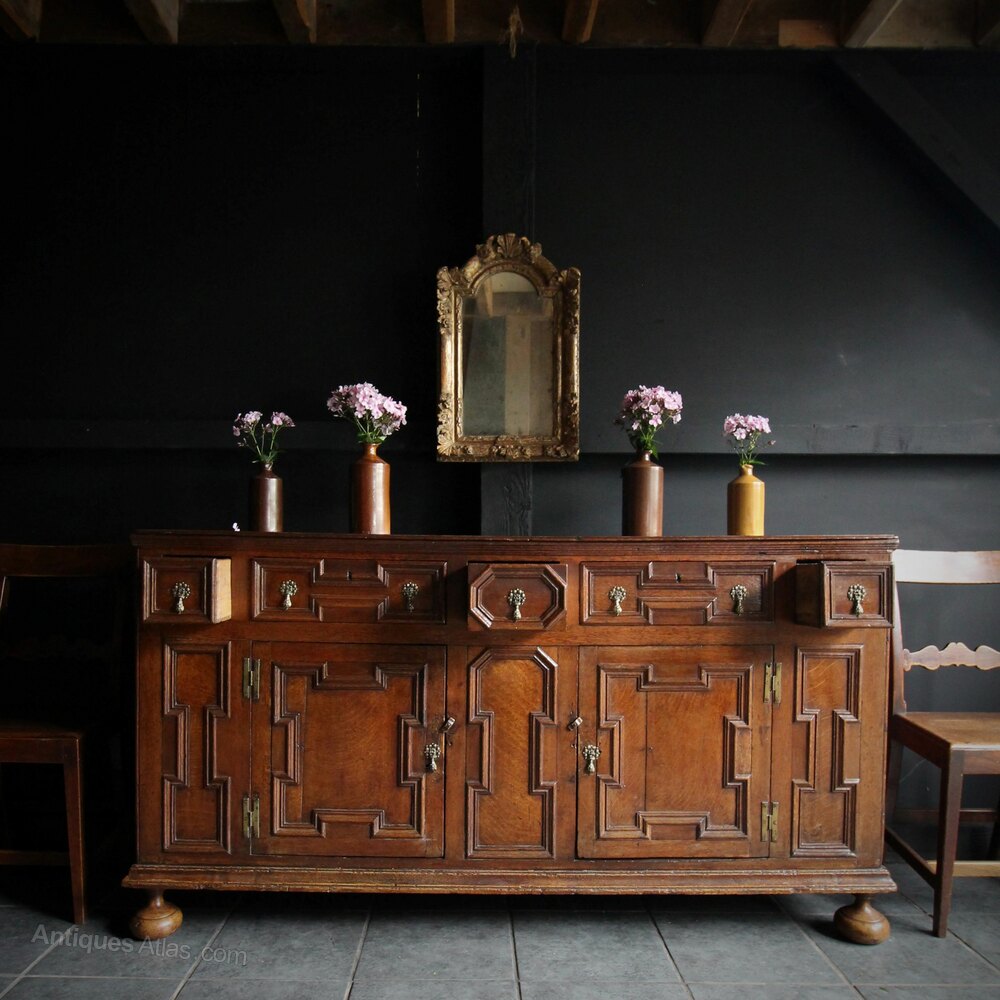 17th C Geometric Dresser - Antiques Atlas
