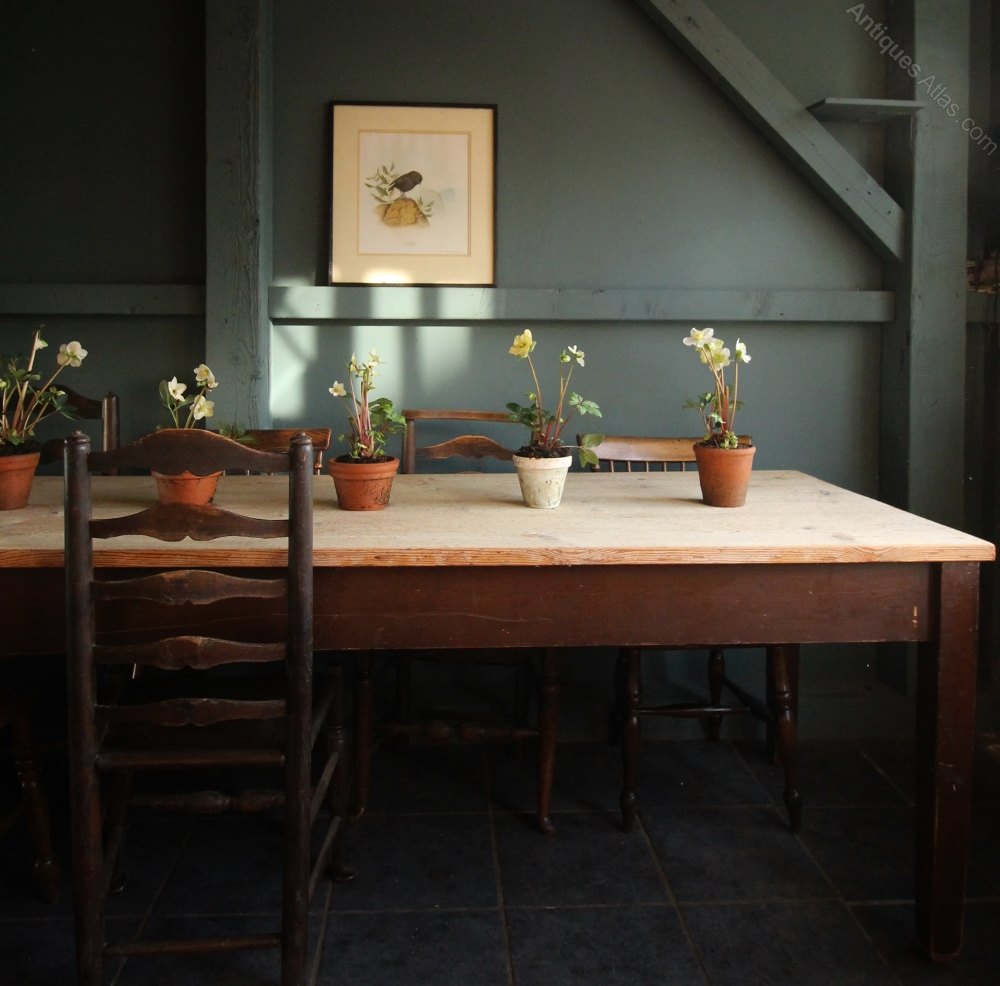 8-10 Seater Simple English Pine Farmhouse Table - Antiques Atlas