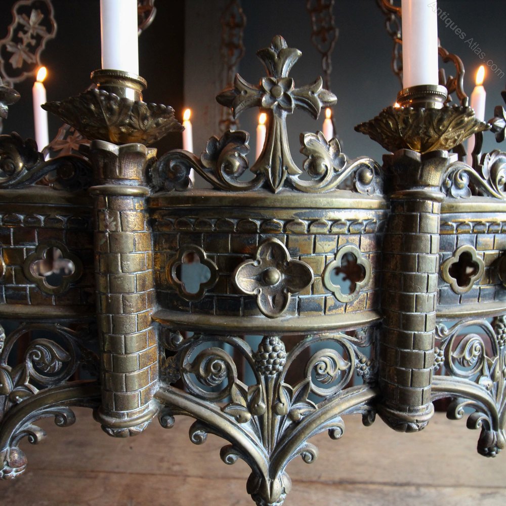 Antiques Atlas - Large Gothic Revival Corona