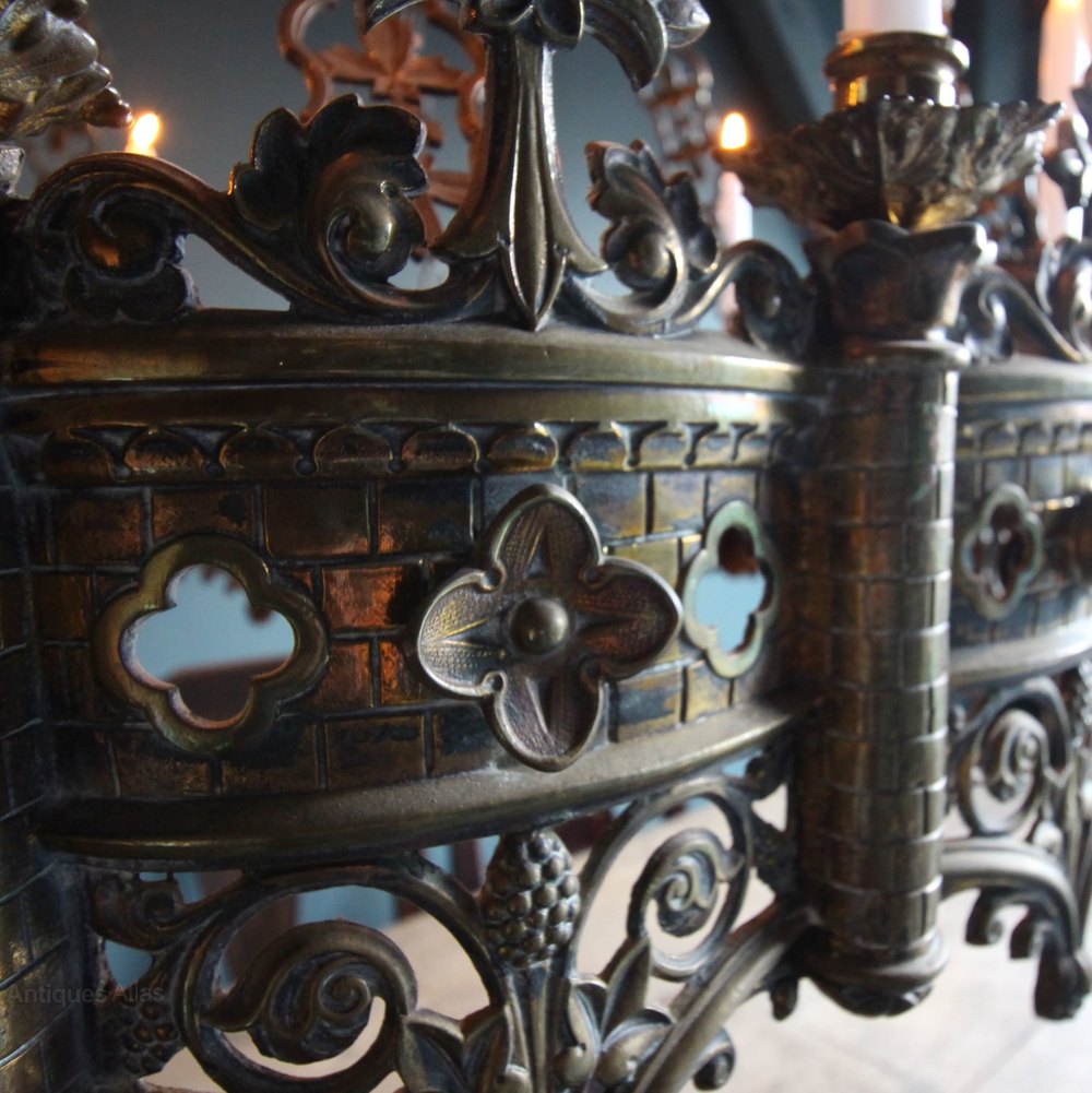 Antiques Atlas - Large Gothic Revival Corona