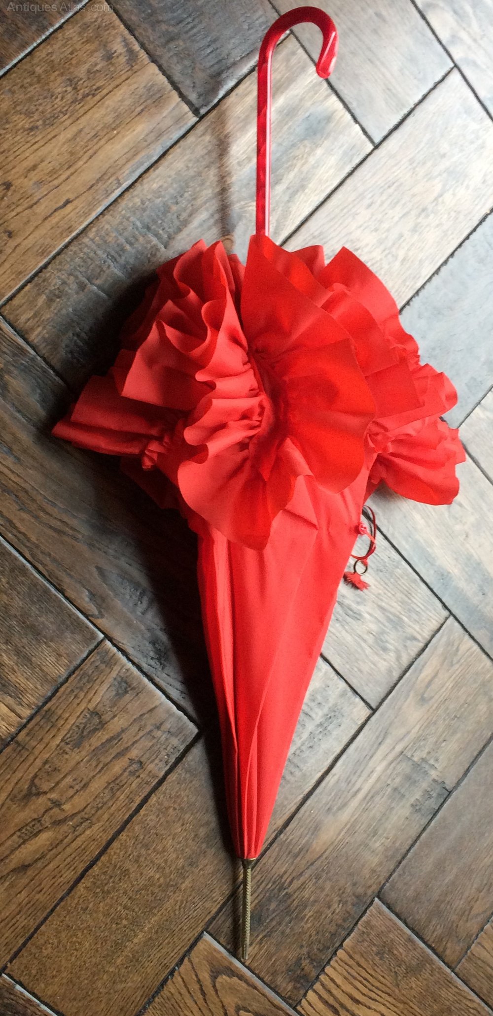 Antiques Atlas - Vintage Fulton Red Frilly Umbrella/Parasol as1034a077 ...