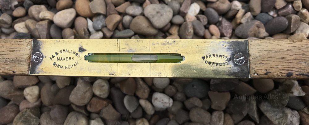 Antiques Atlas - Vintage Extra Long Spirit Level