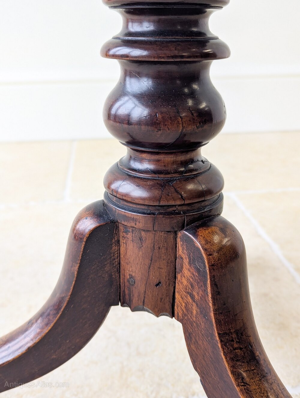 Late Georgian Mahogany Tilt-Top Occasional Table as1124a1748 / 3573 ...