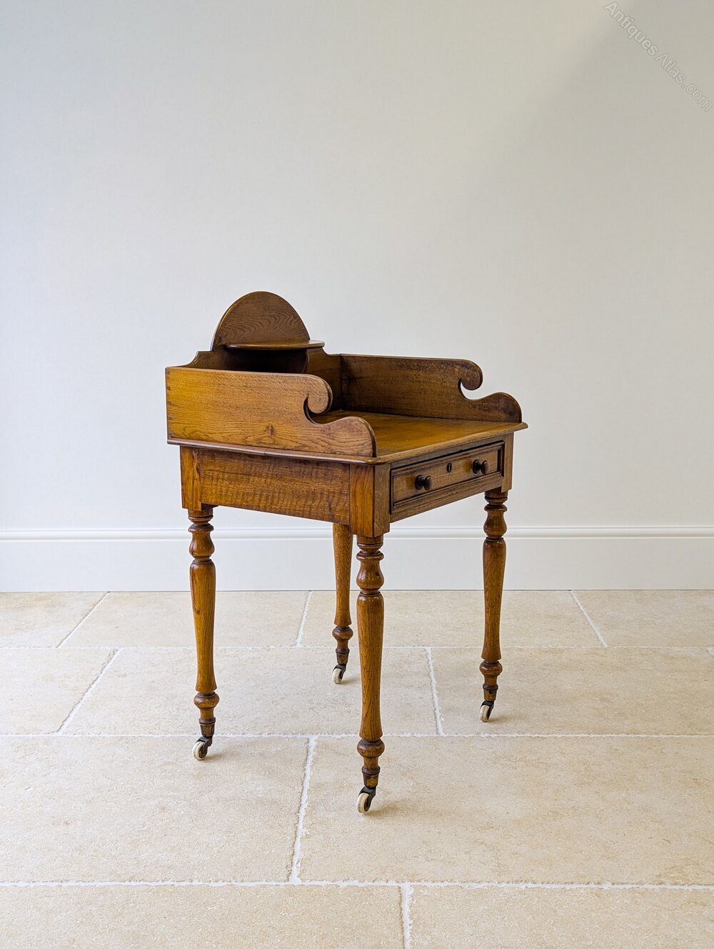 Victorian Oak Country House Gallery Side Table as1124a1924 / 3532 ...