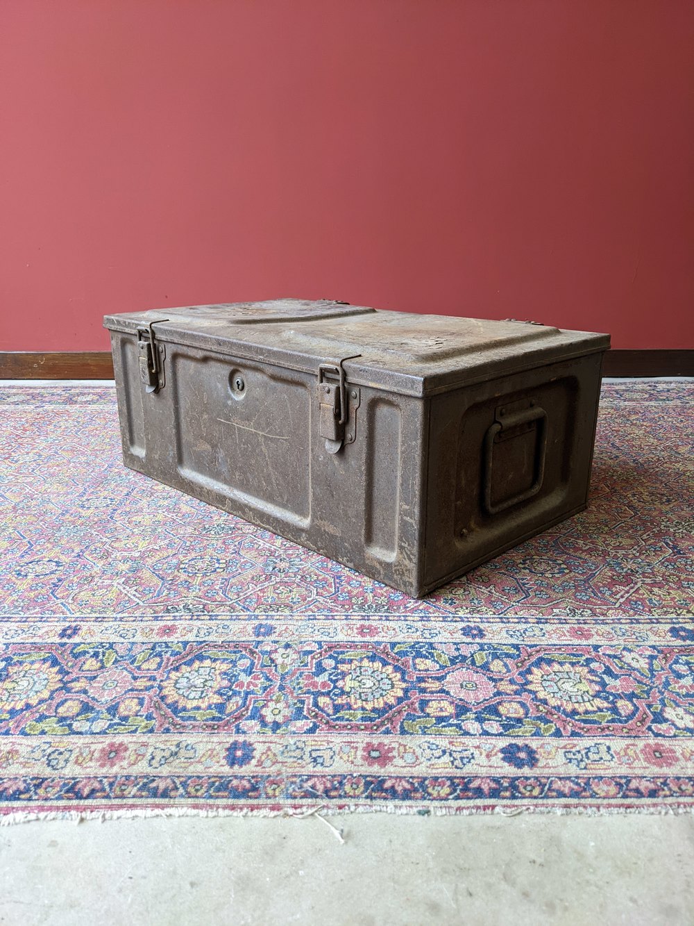 Antiques Atlas - Vintage Military World War 2 Metal Storage Box ...