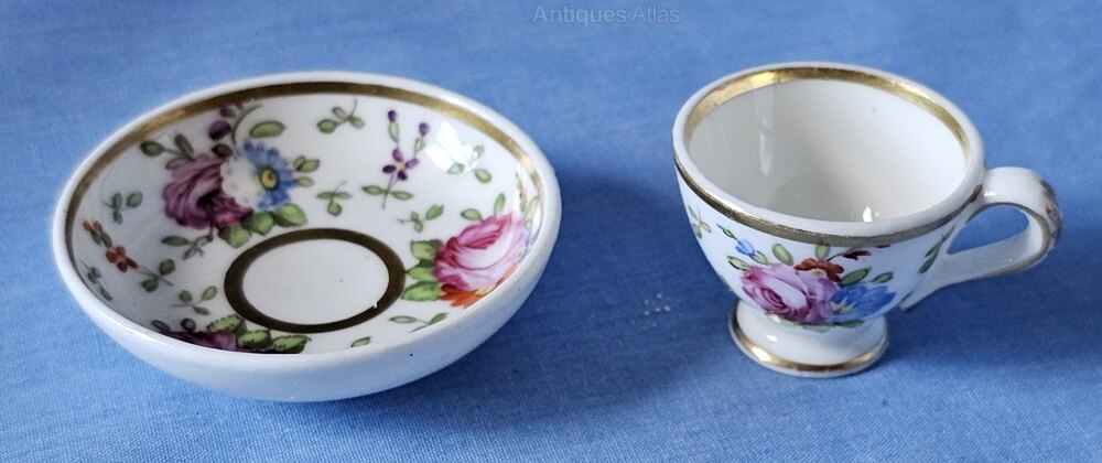 Antiques Atlas - A Cute Miniature Cup And Saucer C1825 as1255a013 / AT012