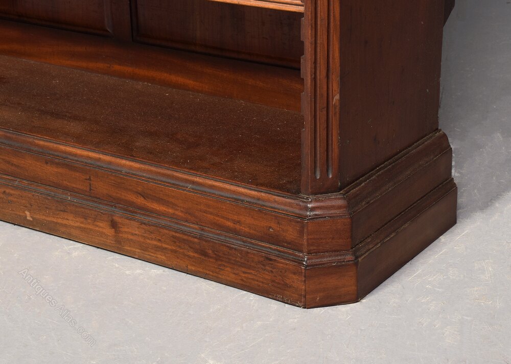 19th Century Adams-style, Mahogany Open Bookcase as178a7583 / 35436 ...