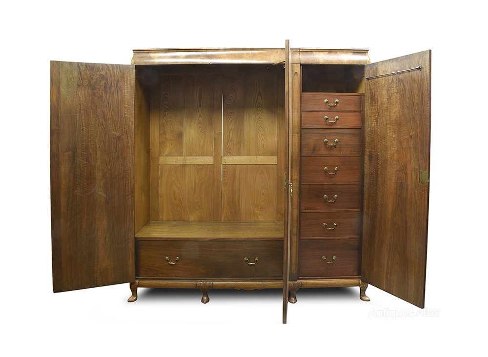 3 Door Walnut Robe By ‘Whytock & Reid Of Edinburgh - Antiques Atlas
